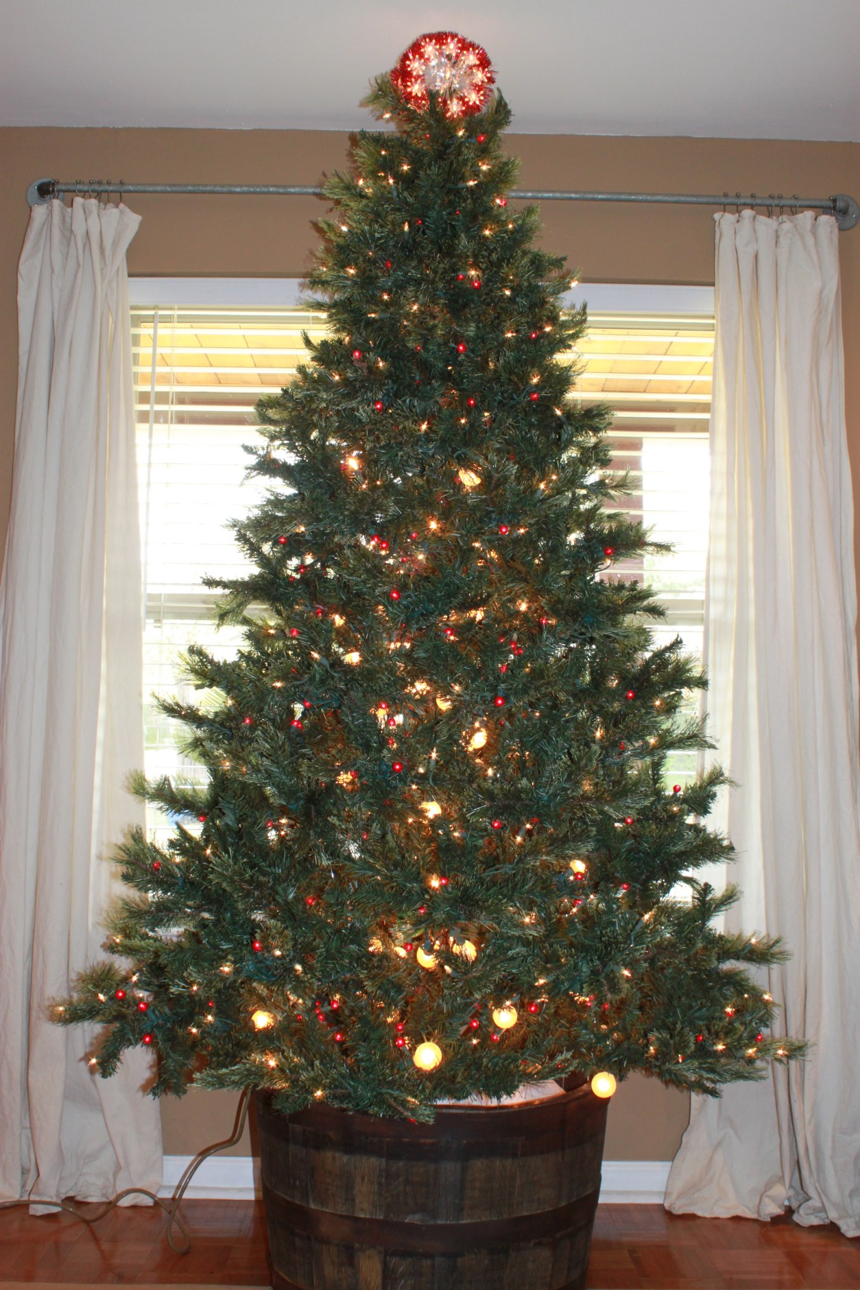 Christmas Tree | THE CAVENDER DIARY