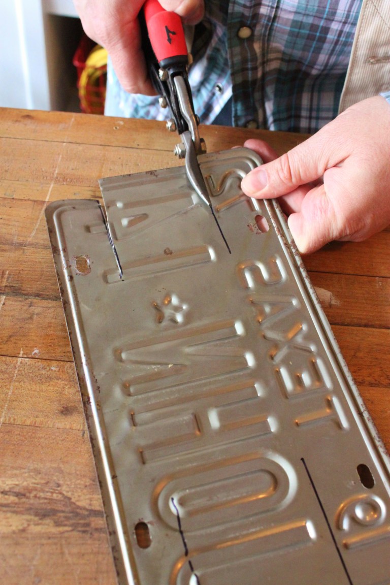 A Texas License Plate Becomes a Box | THE CAVENDER DIARY